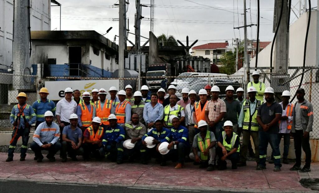 Edeeste deja en servicio transformador en Subestación César Nicolás ...