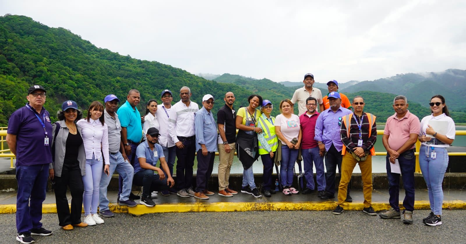 INDRHI destaca relevancia de las presas; guían periodistas en recorrido ...
