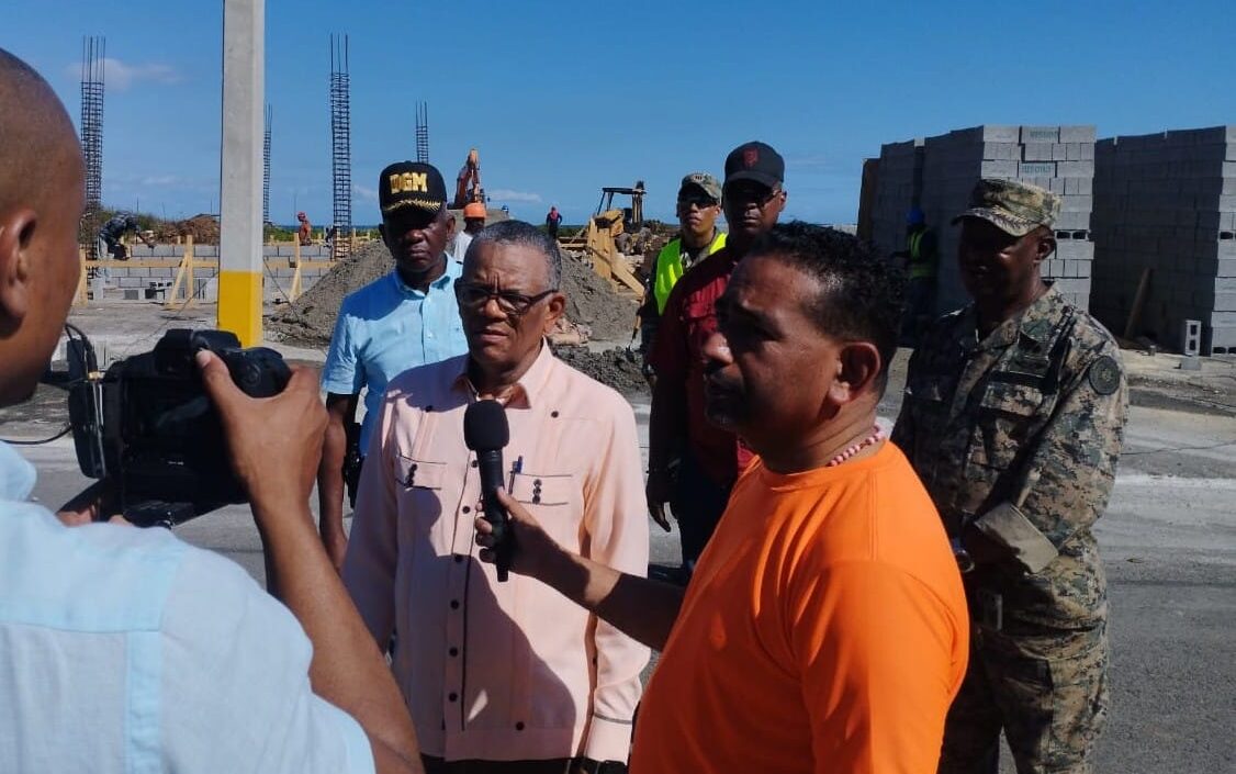 Director Migración Venancio Alcántara realiza recorrido de supervisión en Vacacional Haina ...