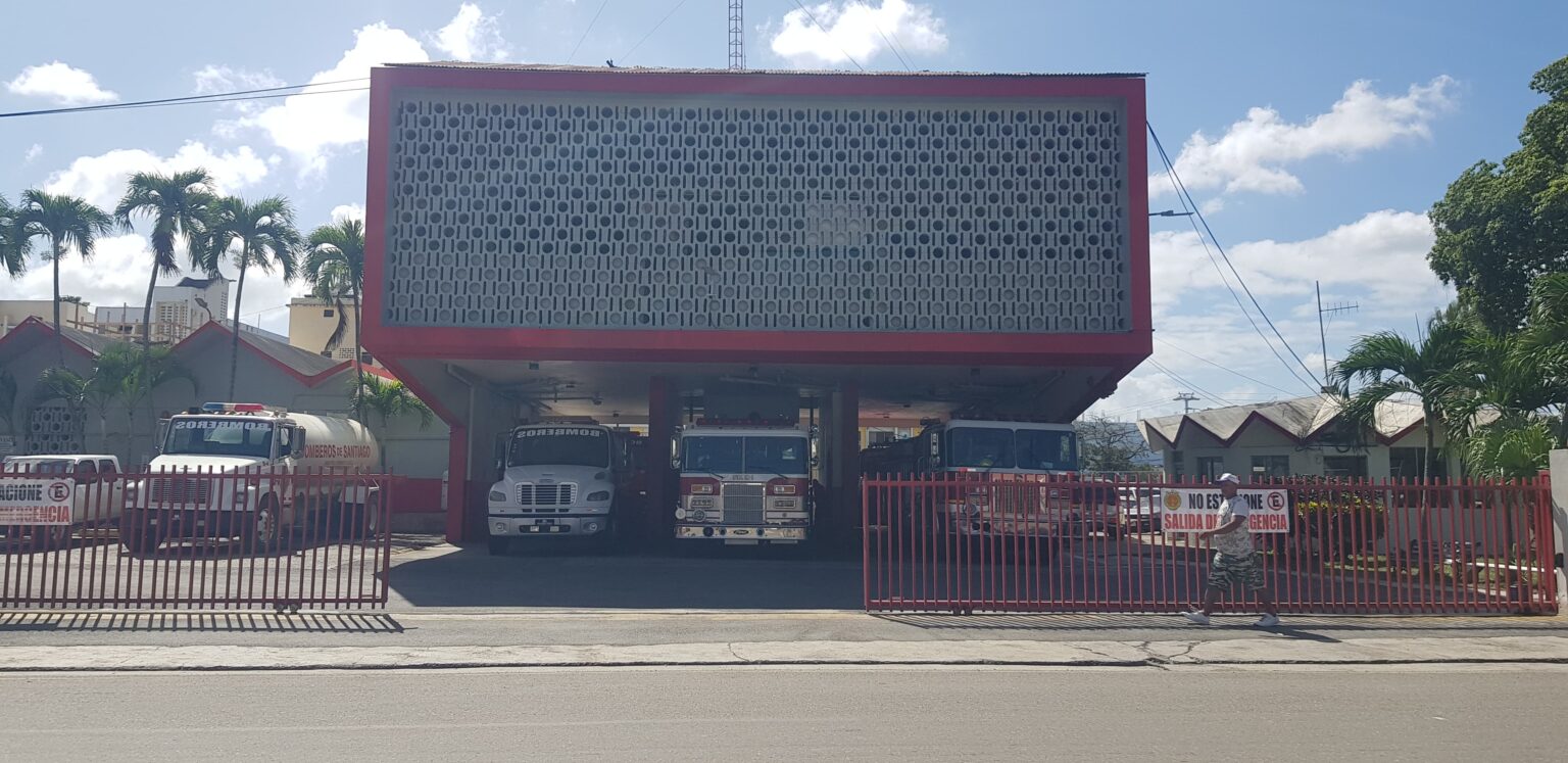 Bomberos de Santiago nunca habían tenido tanto apoyo como ahora ...
