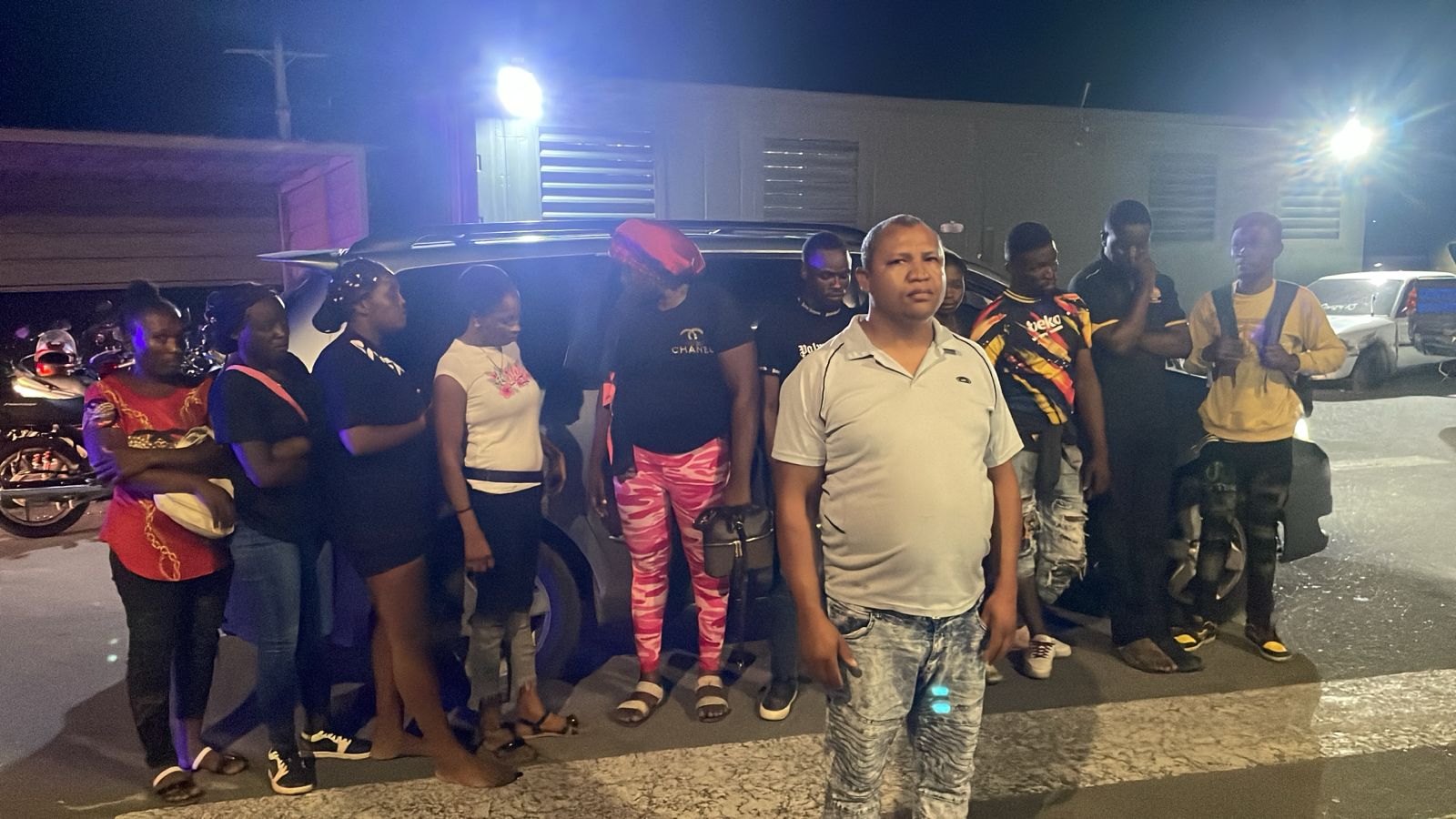 DGM detiene en tres vehículos a 26 haitianos indocumentados que ...