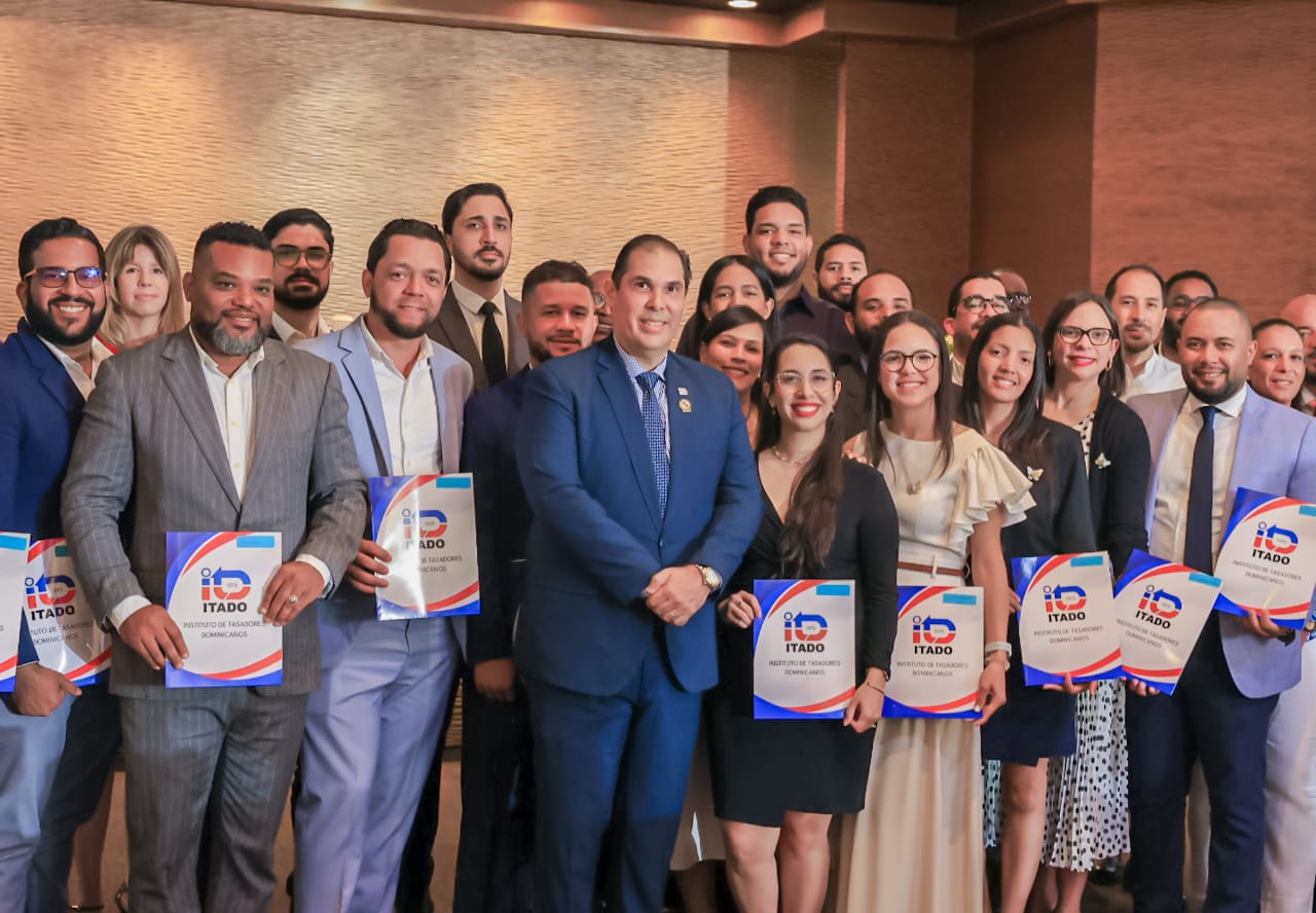 Tasadores eligen nueva directiva; Reconocen a primera presidenta del ...