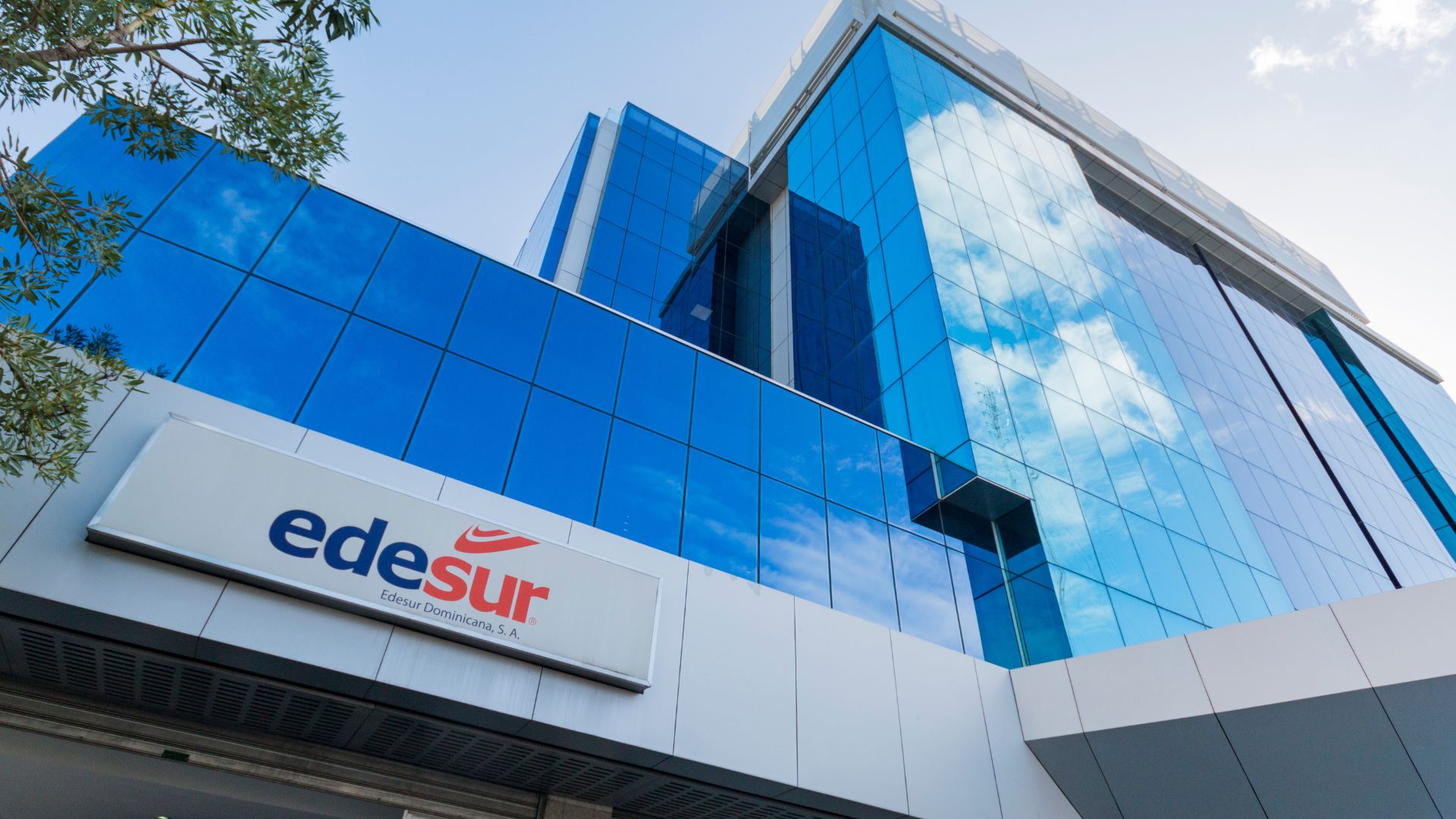 Edesur optimiza red eléctrica en Jimaní con nuevos circuitos y campo de ...