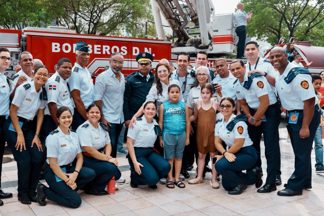 Cuerpo de Bomberos del DN tiene todo listo para tradicional manguerazo ...