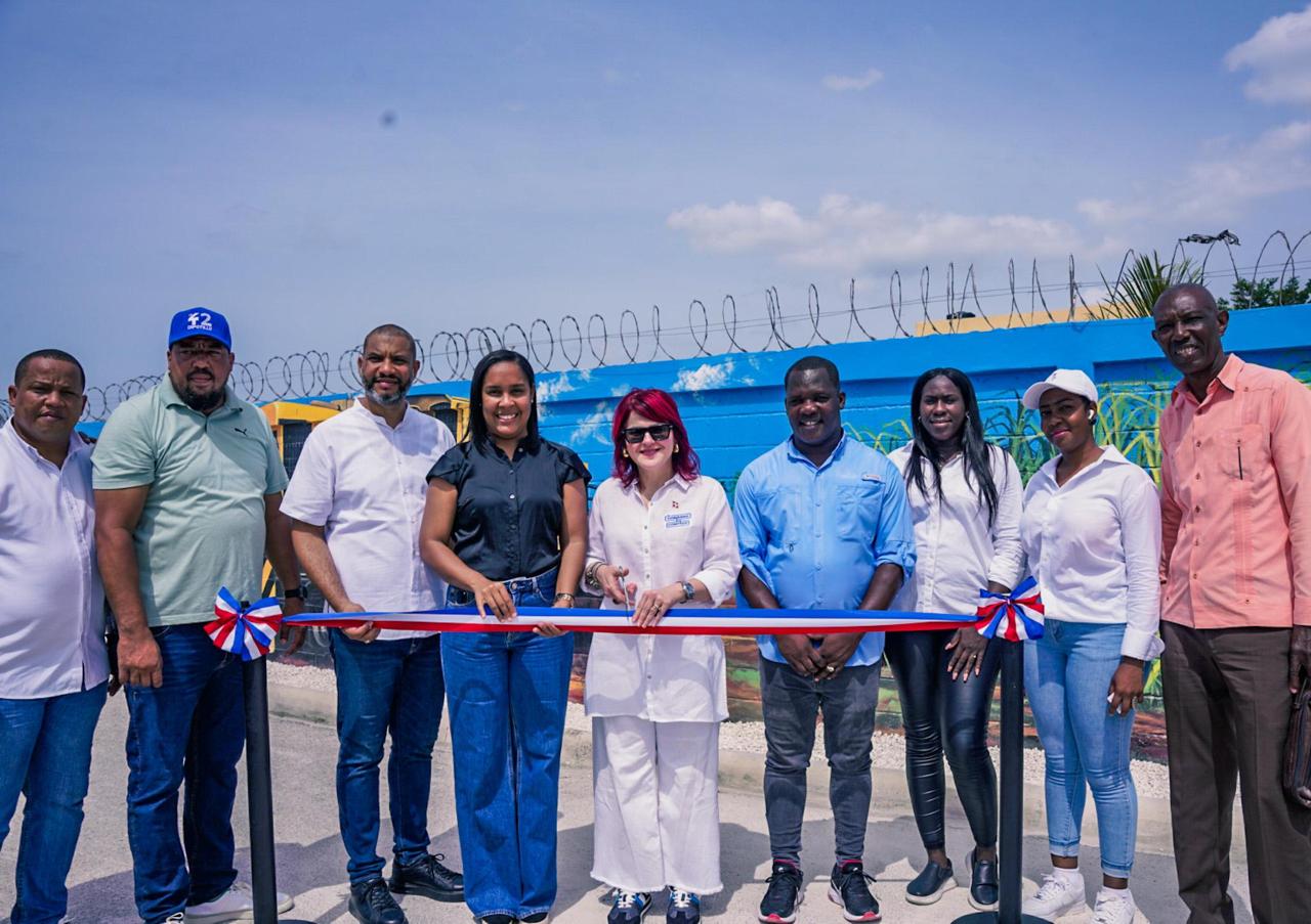 Propeep transforma con arte comunidades de Bahoruco con Paseos de los ...